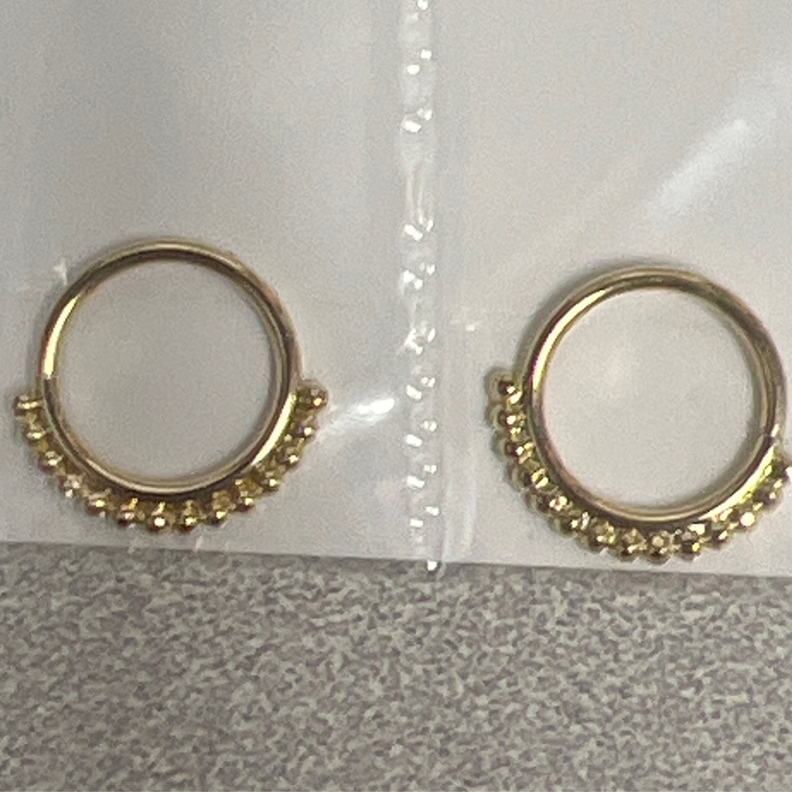 18kt Gold Vaughn Seam Ring | Be-You-tiful Body Piercing & Fine Jewelry